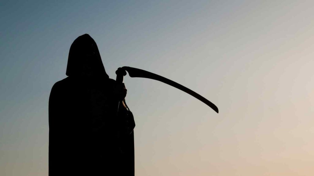 100 slasher horror writing prompts - EveryWriter